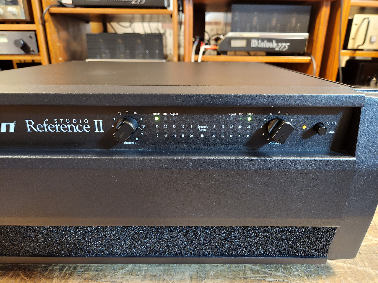 아주 보기드믄 Crown 크라운 명기 스튜디오 레퍼런스2 파워엠프 입니다 -후기형 A급-(Stock-out)