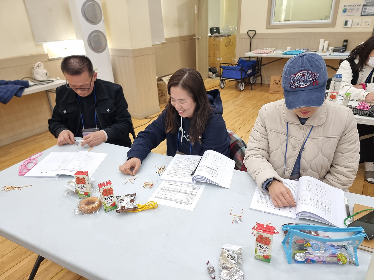 동네친구들 전래놀이 활동가 교육 1회기 손뼉치기 실뜨기 산가지놀이 방화11종합사회복지관