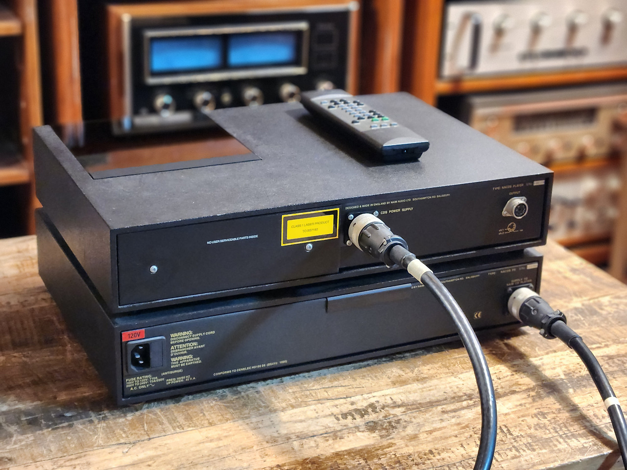 영국 Naim Audio 네임오디오 사의 레퍼런스 Na Cds1 시디 플레이어 입니다 신품픽업 정검완료 블랙번디 A급 리모컨