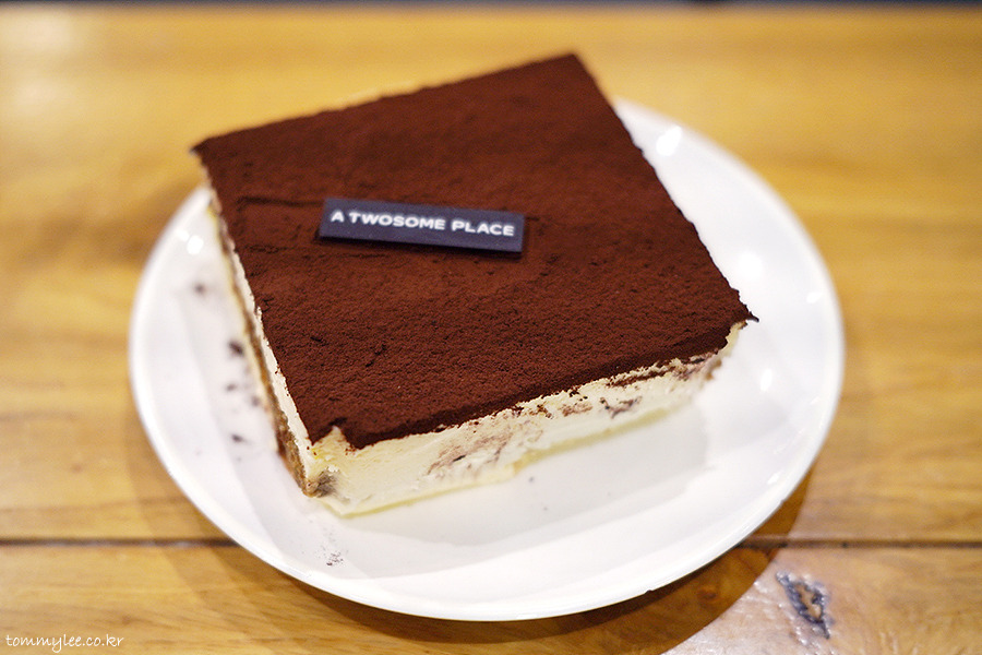 투썸플레이스 인기 디저트 | 떠먹는 티라미수 케이크