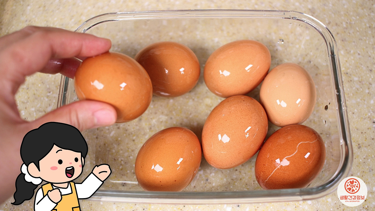 삶은달걀 한판 5초만에 껍질 깔 수 있는 이유