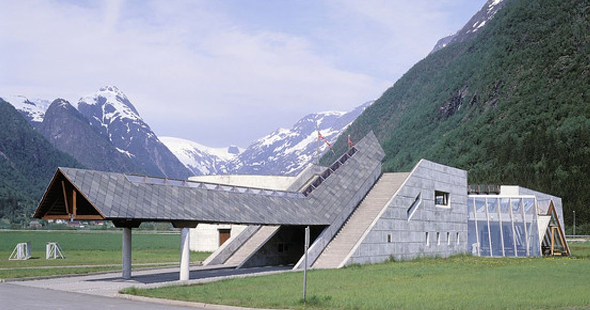 “프리츠커 수상자 스베레 펜의 건축 철학과 대표 건축물 탐험”