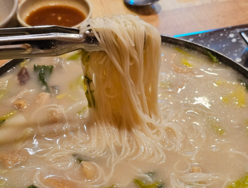 허영만 백반기행 조혜련과 함께한 안양군포밥상 안양중앙시장 보양식 수육전골맛집 위치예약