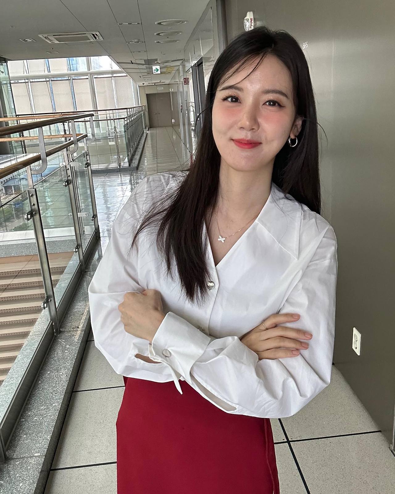 코미팜 회장 양경훈 프로필, 930 MBC 뉴스 정슬기 아나운서 여자 앵커 출연진 “결혼 부인 황부연 아들 양윤곤 나이 학력 주식 지분 재산 가족 종교”