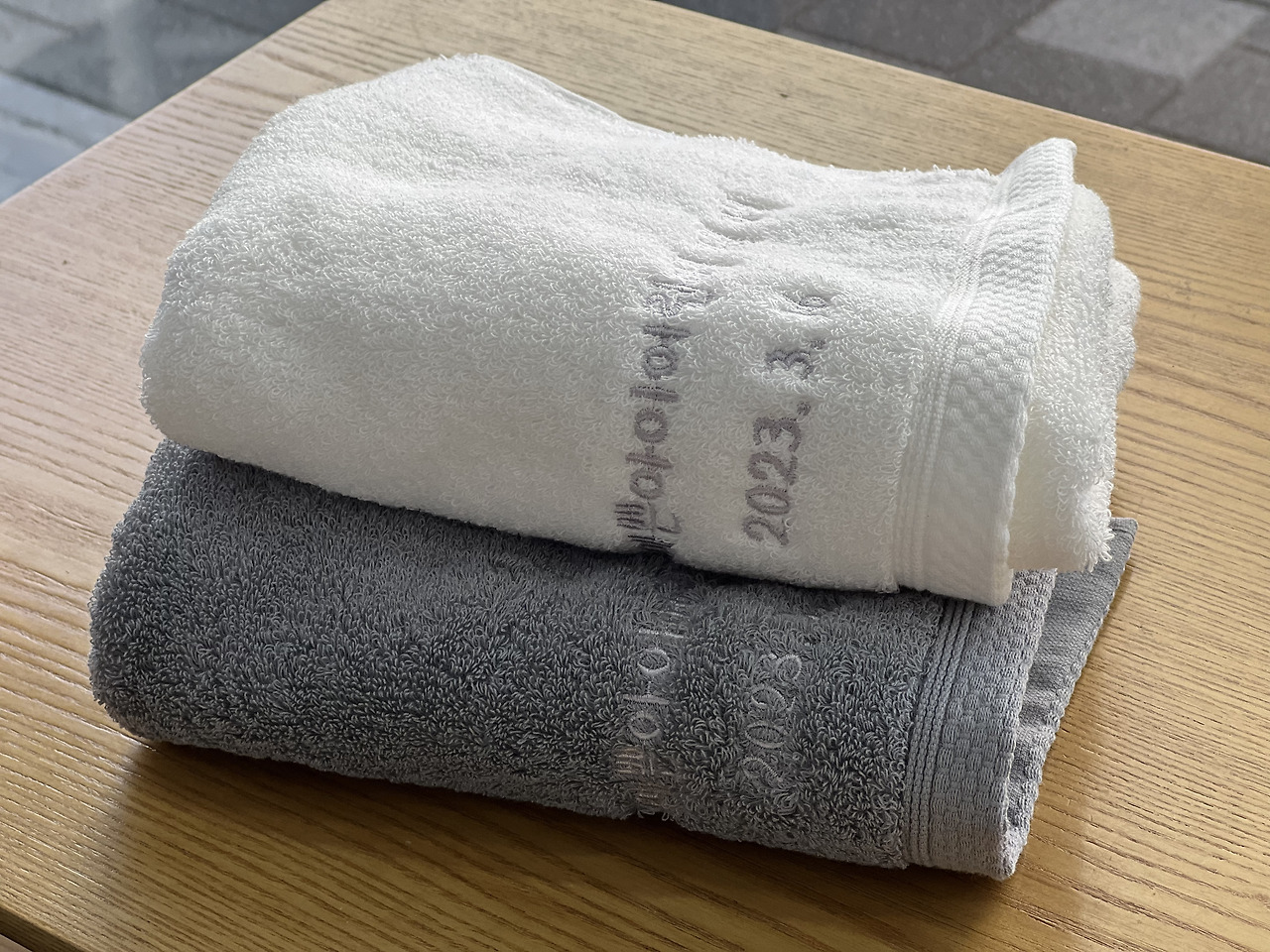 송월타올 40수 160g 송월타월 40수 160g 창립수건, 야유회수건,기념수건 제작 부드럽고 포근한 세면타올 자수전문송월타올