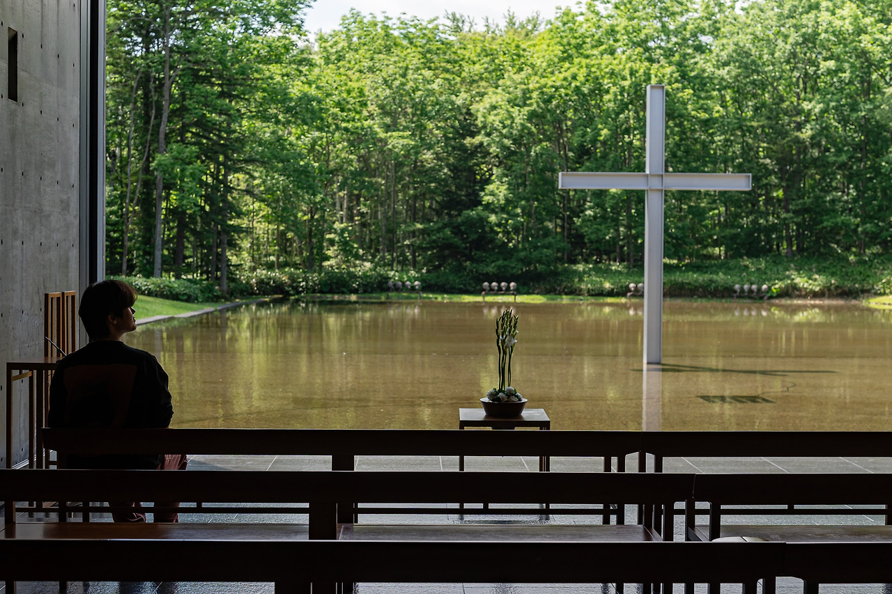 다시 찾은 물의 교회church On The Water 여름 홋카이도 여행 호시노 리조트 토마무