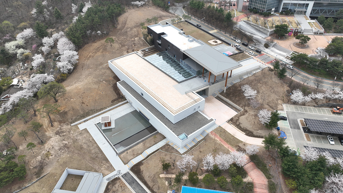 대구간송미술관 9월초 개관한다···개관전에서 미인도·훈민정음·청자상감운학문매병 전시 예정