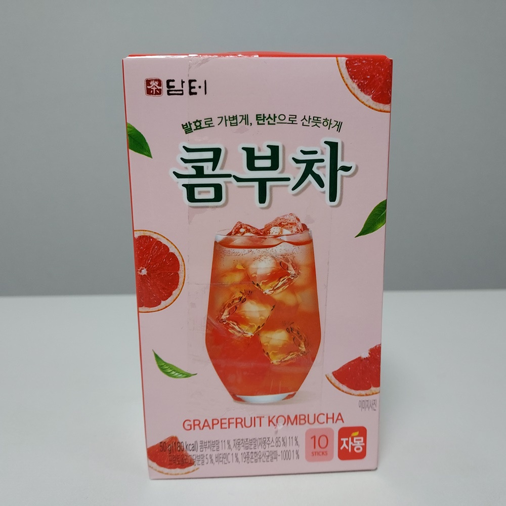 인스턴트 콤부차 담터 콤부차 샤인머스캣과 자몽 Vs 티젠 파인애플 콤부차
