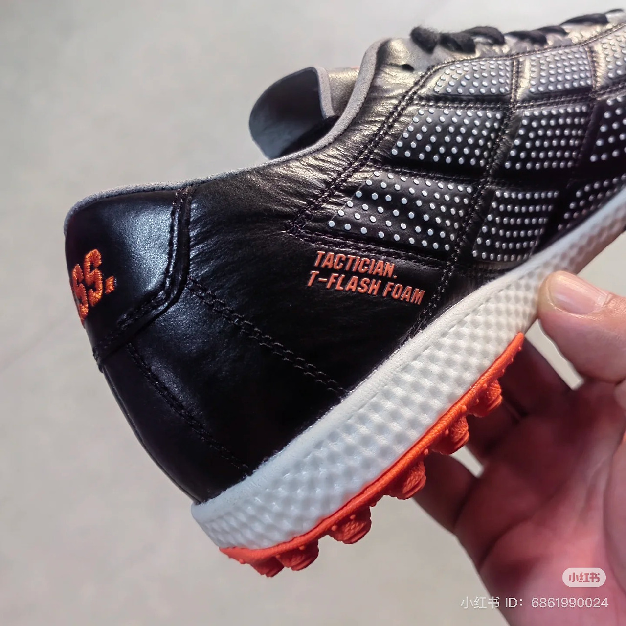 TLSS 택티션 고트 TF, MG 할로윈 에디션 실물 사진