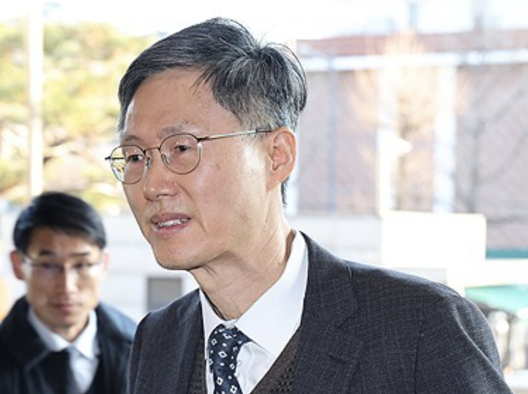 법관 문형배 프로필 정보 나이 재산 고향 학력 판사이력 헌법재판관