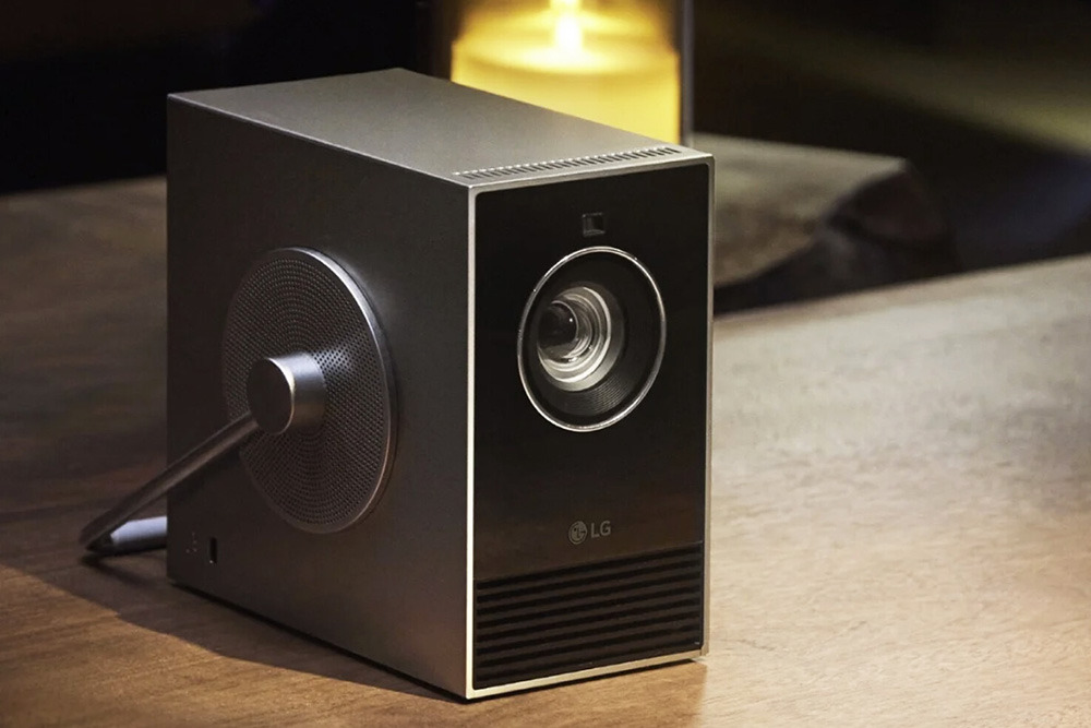 초소형 4K 프로젝터 LG 시네빔큐브 HU710PB 디자인과 스펙은?