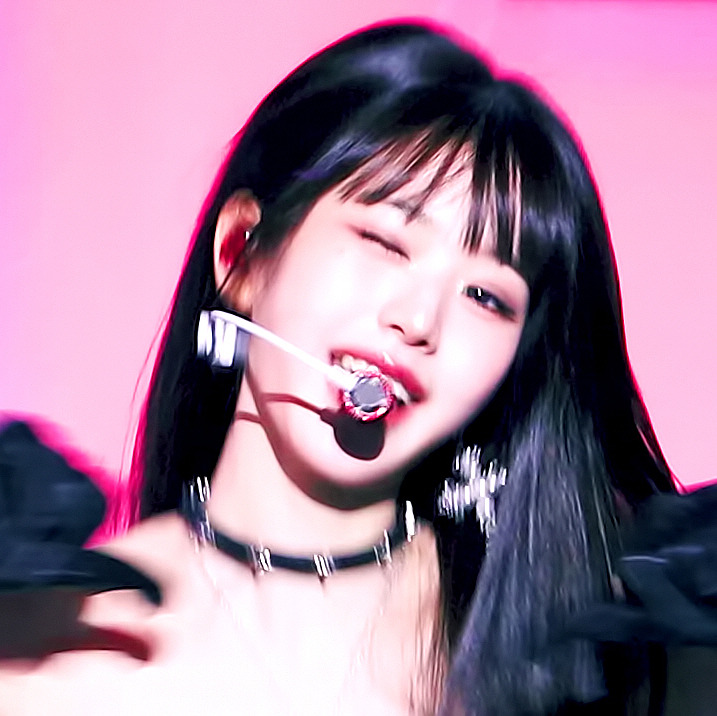 토미에 닮은 배디때 아이브 장원영 ㄷㄷㄷ.JPGIF (스압) : MLBPARK