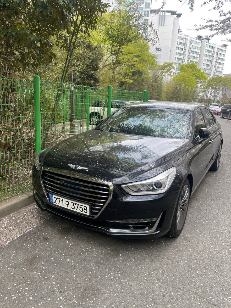 품격의 진화, 현대 제네시스 EQ900: 마지막 에쿠스에서 G90까지, 그 찬란한 여정