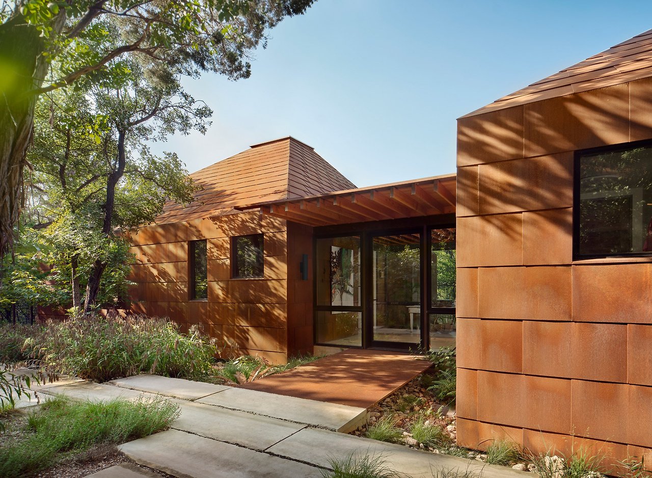 *텍사스 코르텐강 하우스 Lake Flato clads Texas home in Corten steel panels