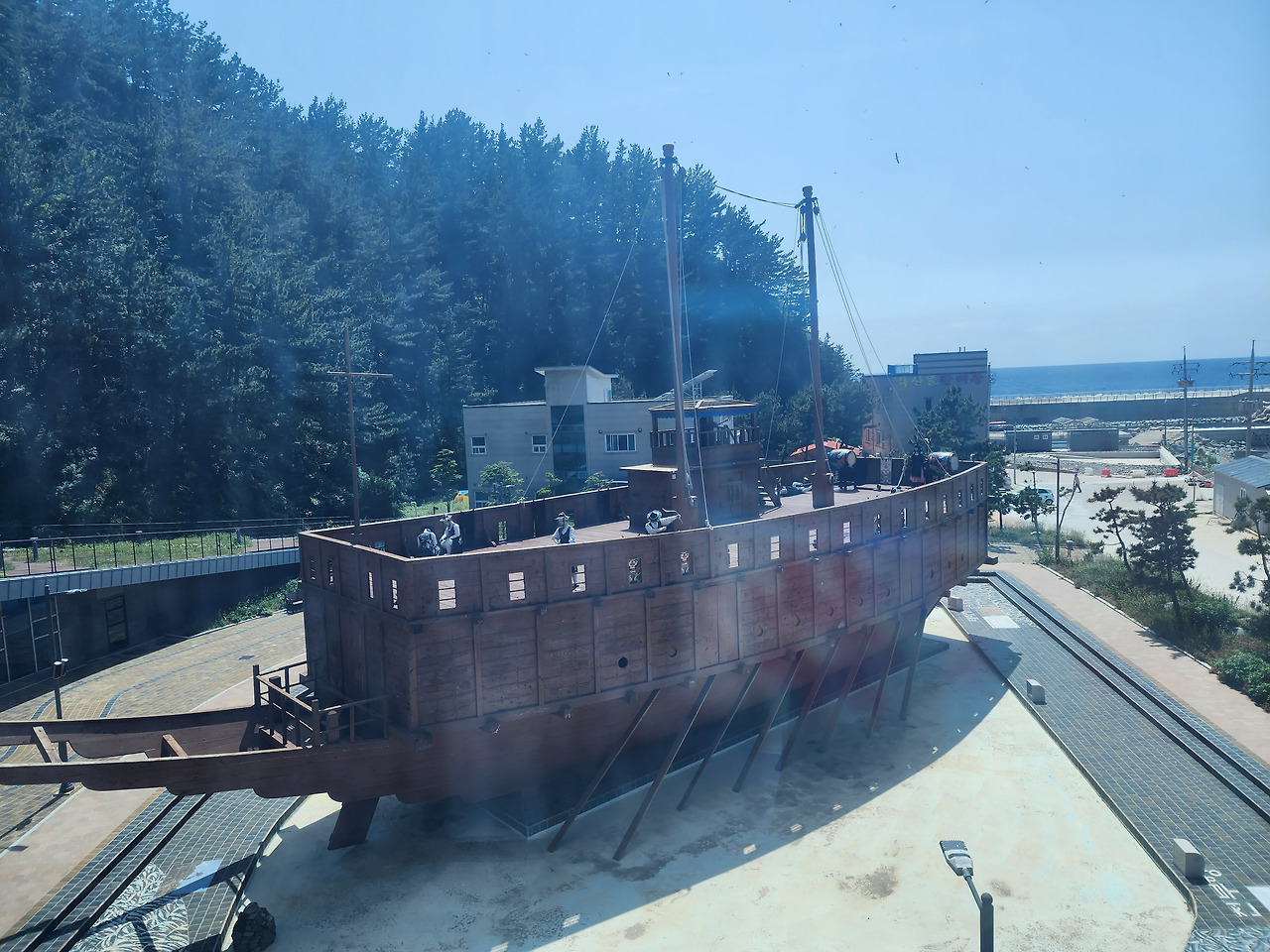 울릉도에 한적한 곳에 위치하고 있는 울릉수토역사전시관