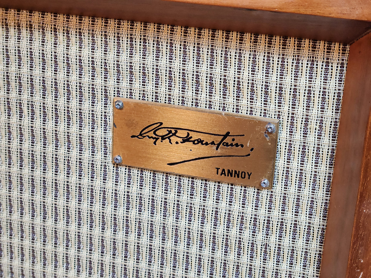 보기드믄 영국 Tannoy 탄노이 사의 Red Monitor 레드 모니터 12 빨간배꼽 스피커 입니다 제일케이스 Grf