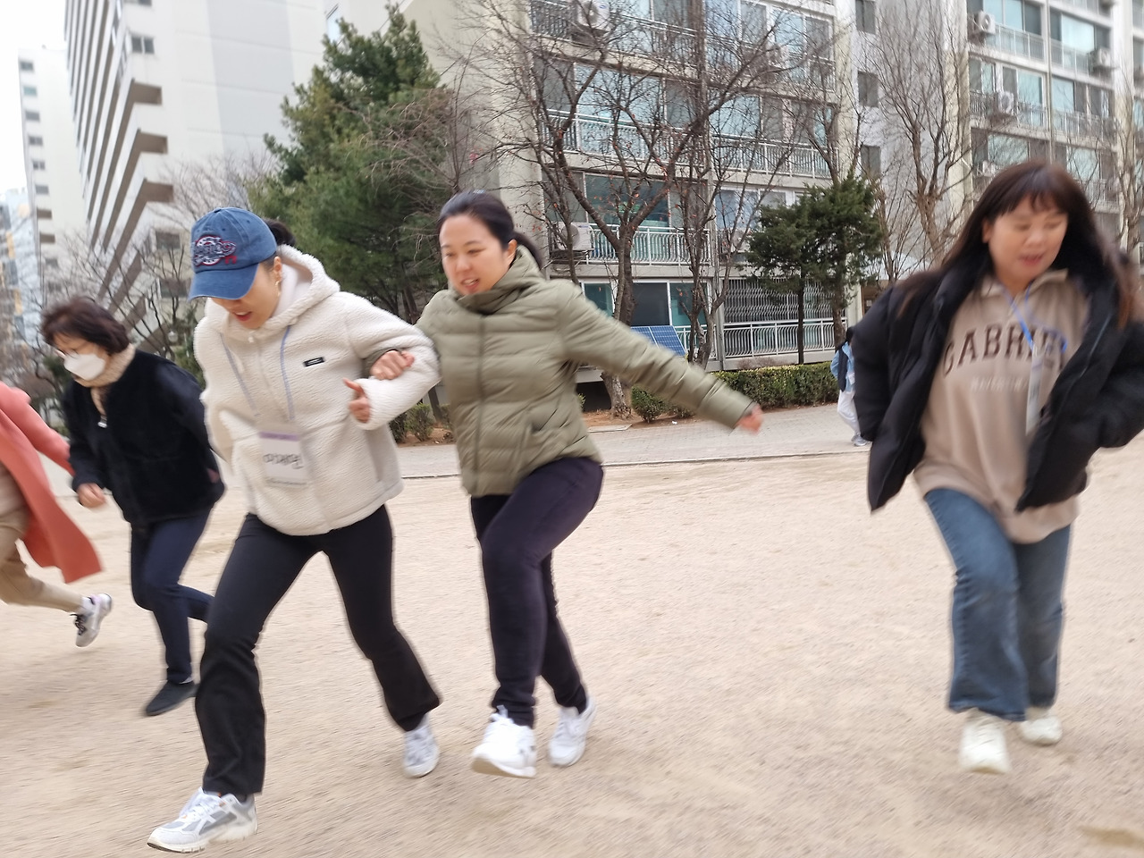 동네친구들 전래놀이 활동가 교육 4회기 쌩쌩이 공기놀이 가위바위보 긴줄넘기 8자놀이 달팽이놀이 떡장수 놀이