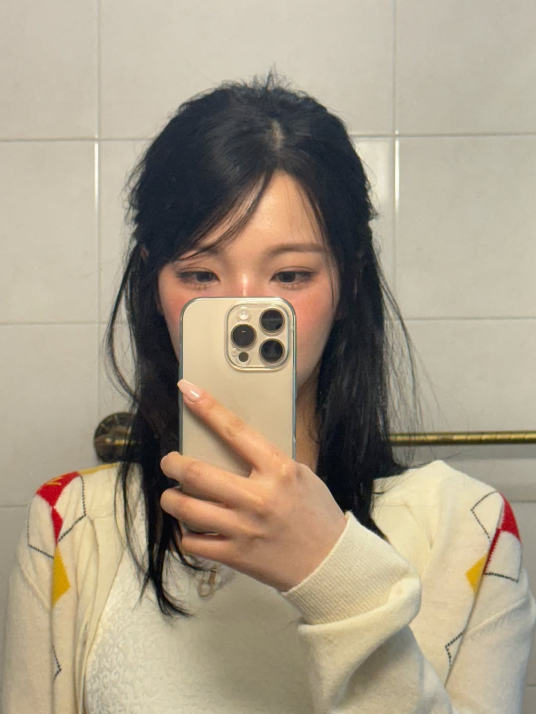 프로미스 나인 백지헌 프로필 키 나이 학력 Mbti 인스타 정보