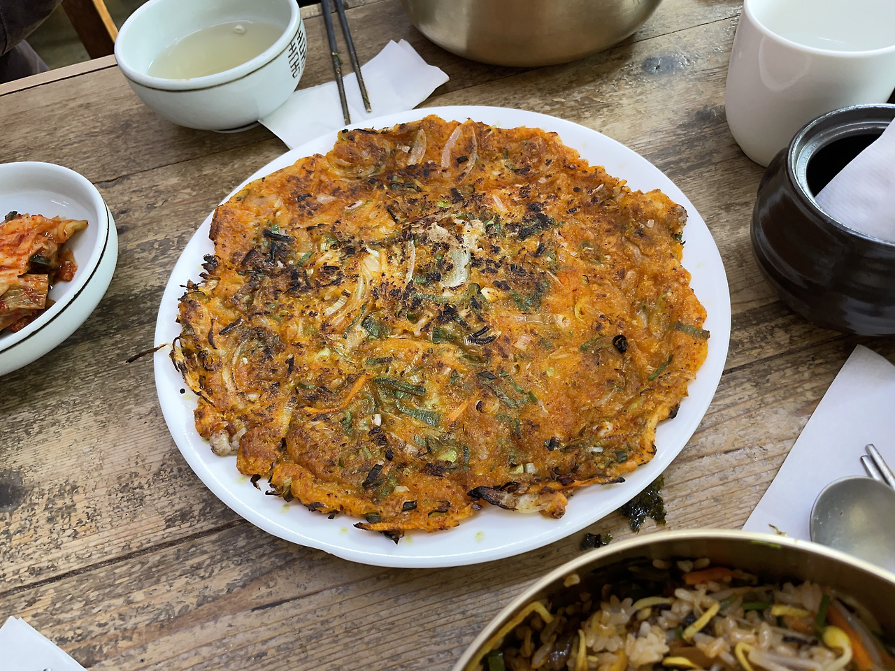 전주 한옥마을 근처 콩나물국밥 맛집 신뱅이 아침식사로도 유명한 명가