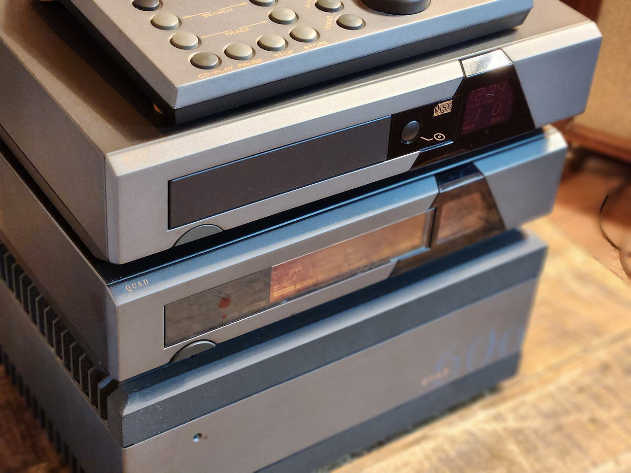 영국 QUAD 쿼드 베스트셀러 66시디플레이어와 66프리엠프 606MK2 파워엠프 SET 입니다 -A급 리모컨 지원모델-