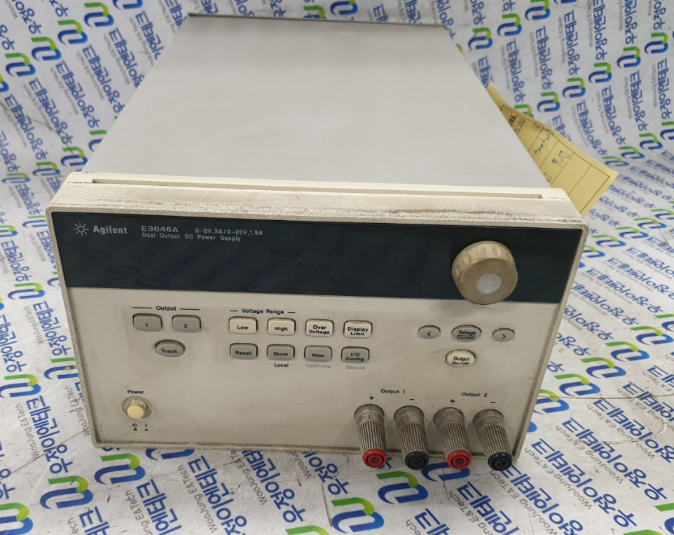AGILENT E3646A Dual Output DC Power Supply