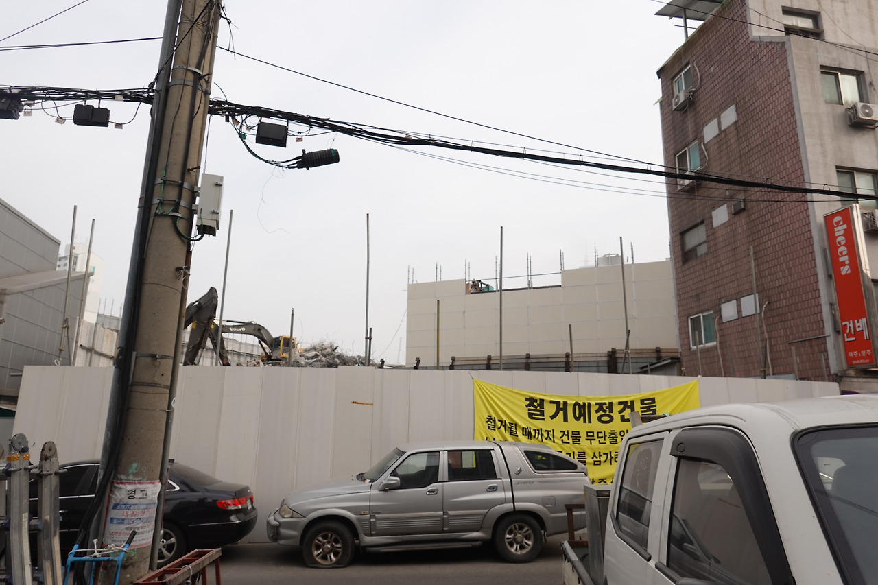 20230311 안양역앞 흉물 원스퀘어 철거 70 완료됐다