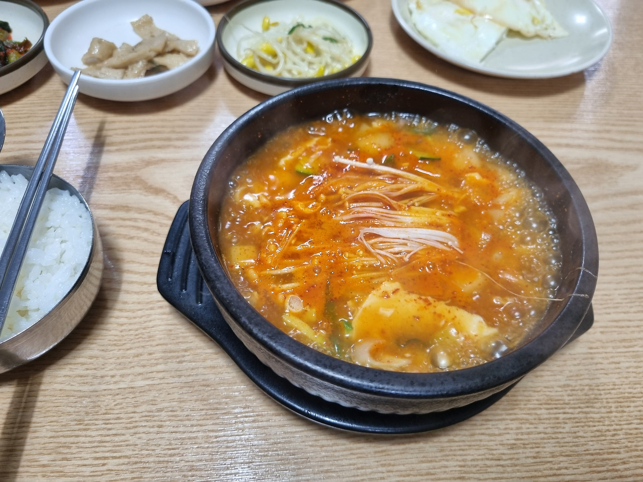 여수 밥집 이순신광장 현지인 맛집 유정해장국