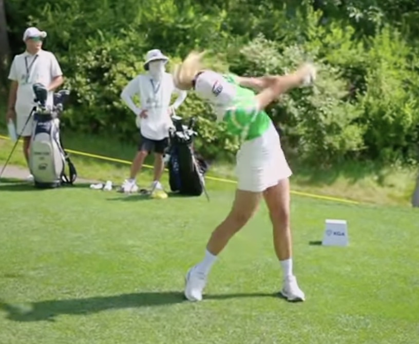 문정민 프로 KLPGA 미녀 장타 선수 2024 - 인스타그램