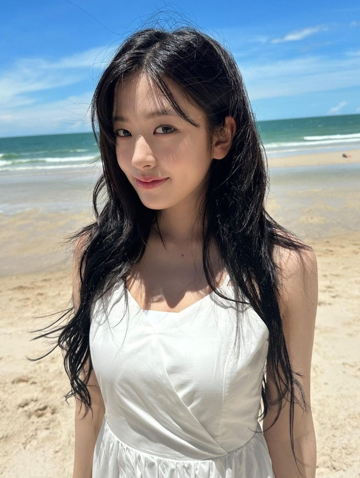 안유진 키 프로필 데뷔전 과거사진 몸매 가족 아빠 작품활동 직캠