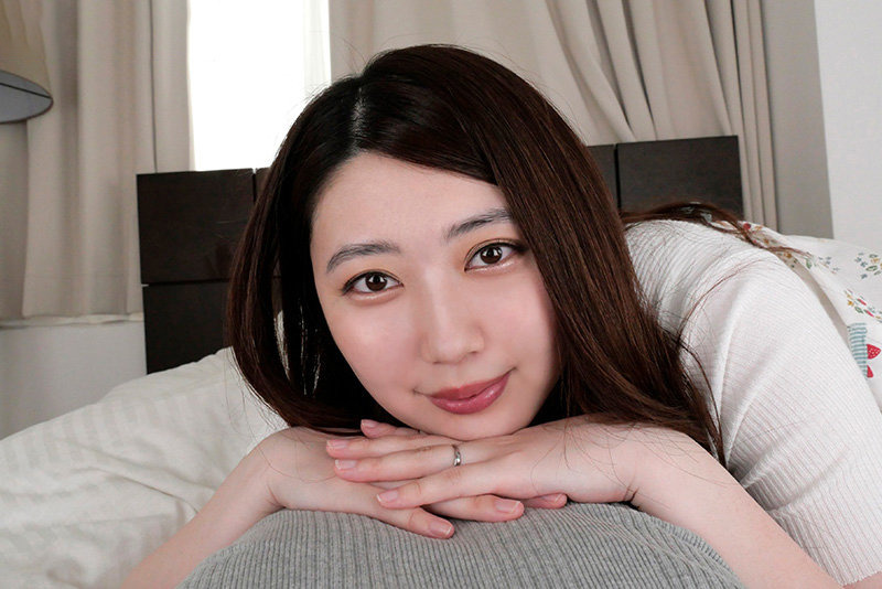 하나부치 나츠 (Natsu Hanabuchi, 花渕なつ)