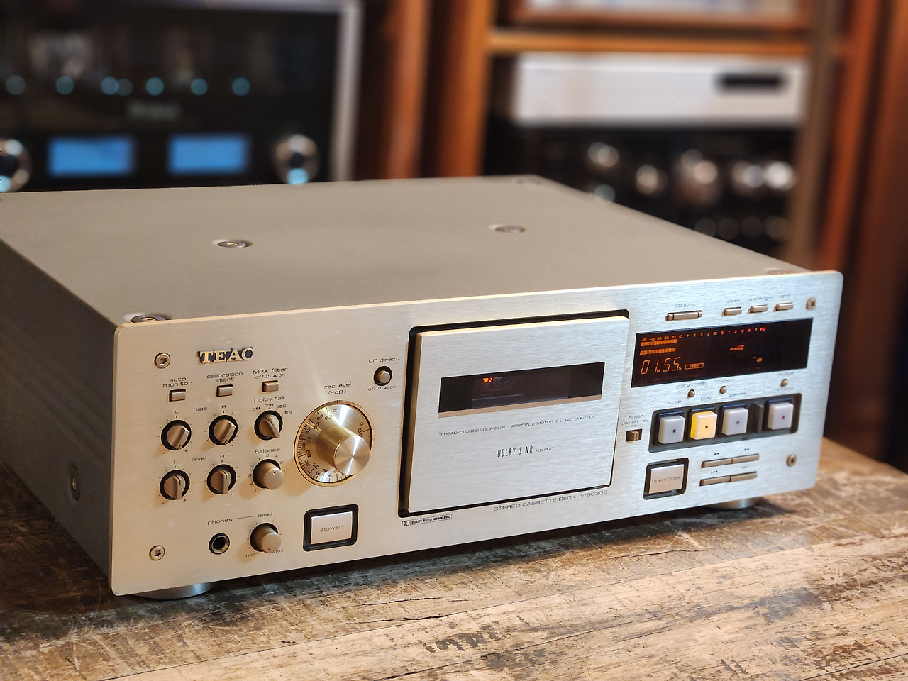 TEAC 티악 사의 V-6030S 디지털 3헤드 Cassette deck 플레이어 입니다 -A급 220V-(Stock-out)