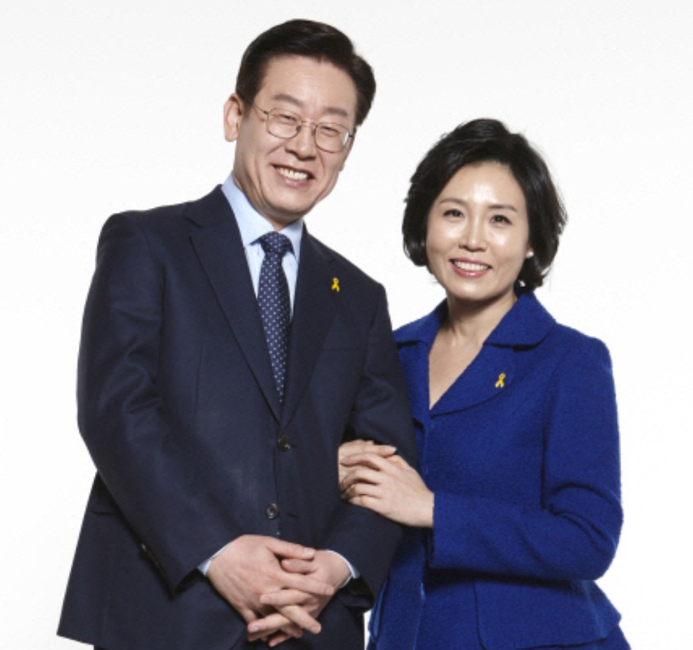 이재명 나이 프로필 아내 부인 김혜경 아들 가족 형제 학력 고향 군대 집 혈액형