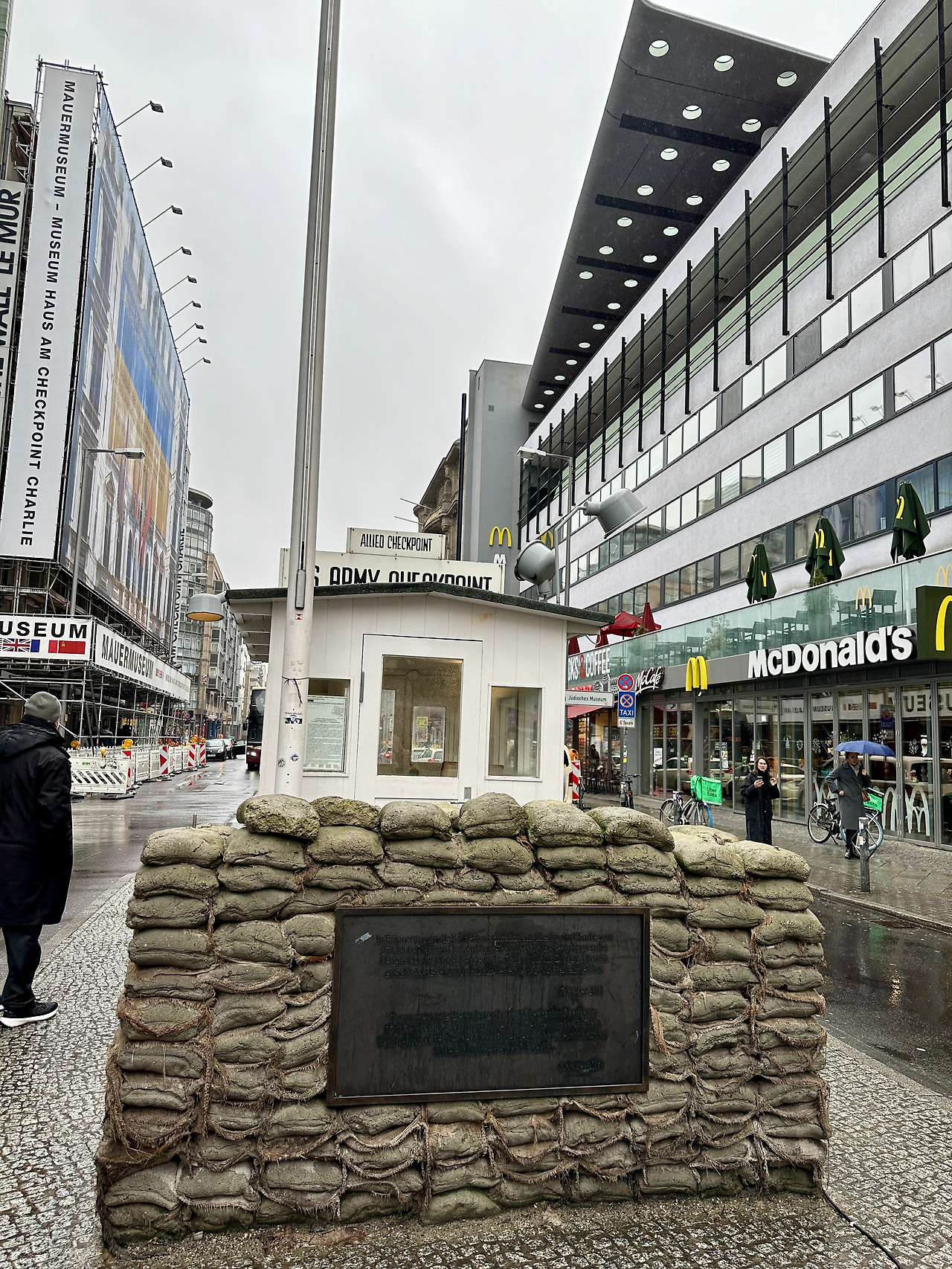 베를린 체크포인트 찰리 체크포인트 찰리 Der Checkpoint Charlie 냉전시대 랜드마크