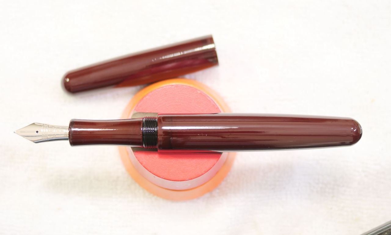 E-Pen (eureka symmetry fountain pen)