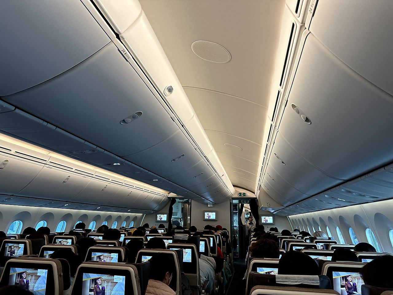 에티하드 항공 후기 | EY857 탑승후기 | 인천공항 에티하드항공 체크인카운터