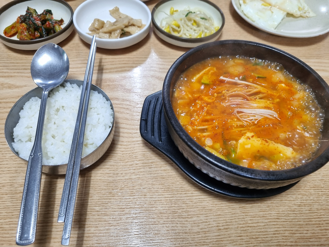 여수 밥집 이순신광장 현지인 맛집 유정해장국