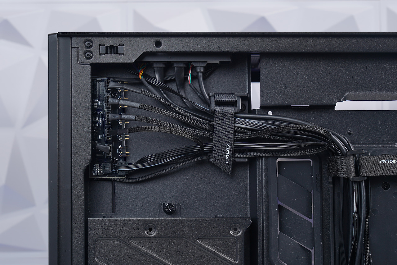 안텍 Flux Pro Mesh 블랙 컴퓨터 Pc 우드 케이스 추천 리뷰