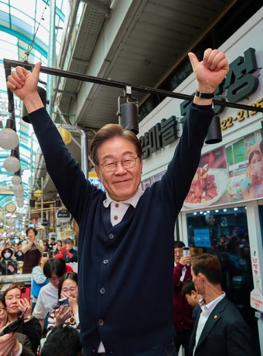 대선후보 이재명은 누구인가 나이 고향 학력 가족 재판 선고 국회의원 경력 대선 공약까지 프로필 상세 분석