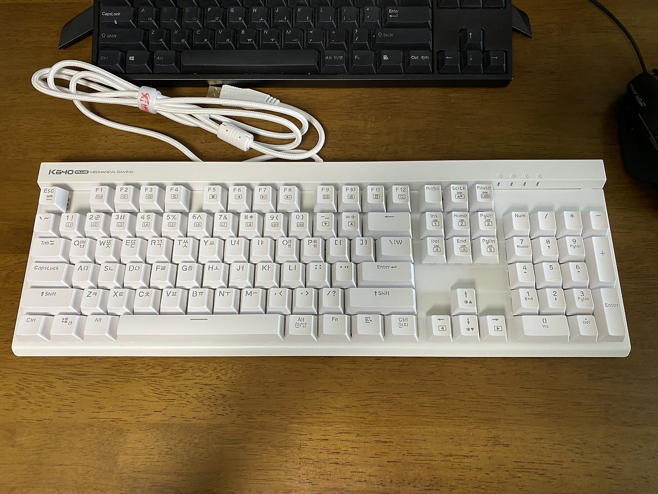 앱코 Hacker K640 플러스 축교환 Led 게이밍 키보드 후기