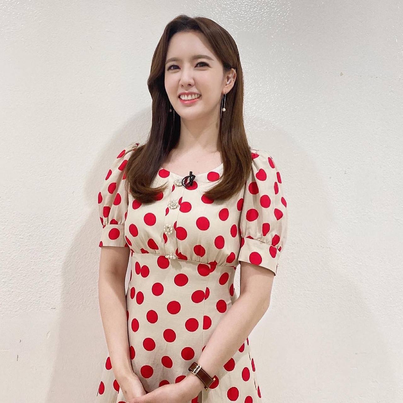 KBS 정지원 아나운서 프로필, 진품명품 주화와 목판 “결혼 남편 소준범 감독 자녀 나이 검스 화보 키 멘사 IQ 학력 가족”