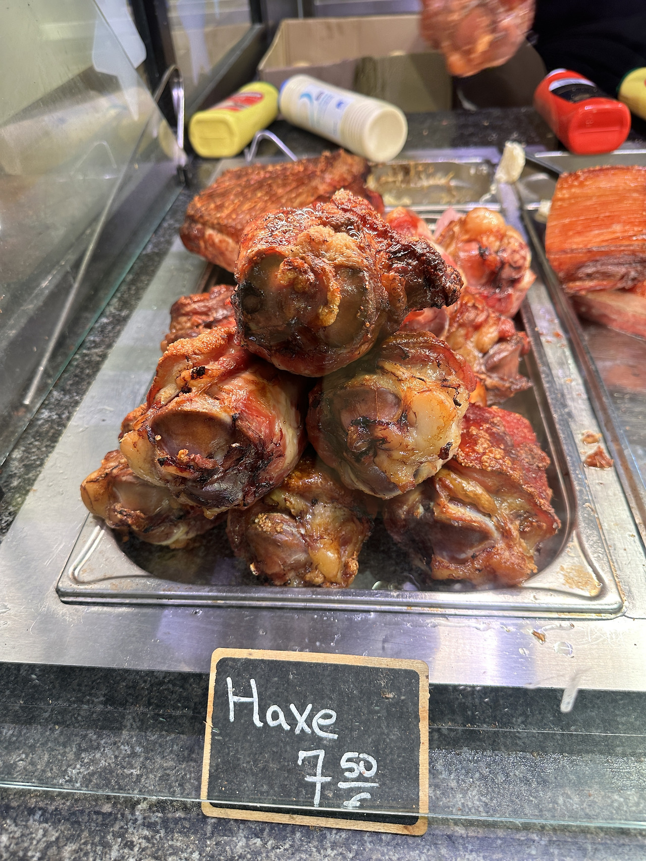 독일 슈바이학센 먹어보기 프랑크프루트 중앙역 슈바인 학센 맛집 슈바인스학세 Schweinshaxe