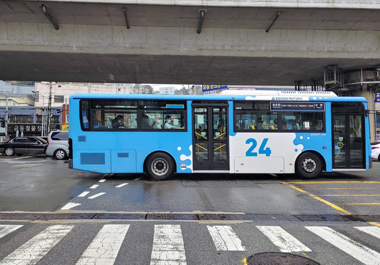 시민여객 24번 3382 2020 에디슨모터스 스마트11HG CNG 신도색