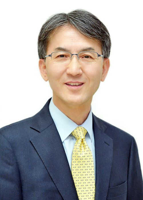 정필모 국회의원비례대표 출생 고향 학력 군대 병역 나이 임기 가족 약력 경력 프로필 햄블