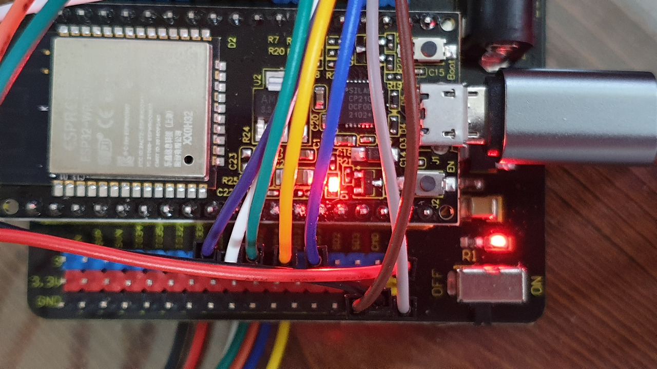 (Arduino) Waveshare e-Paper 5.65" 7 Color & GxEPD2