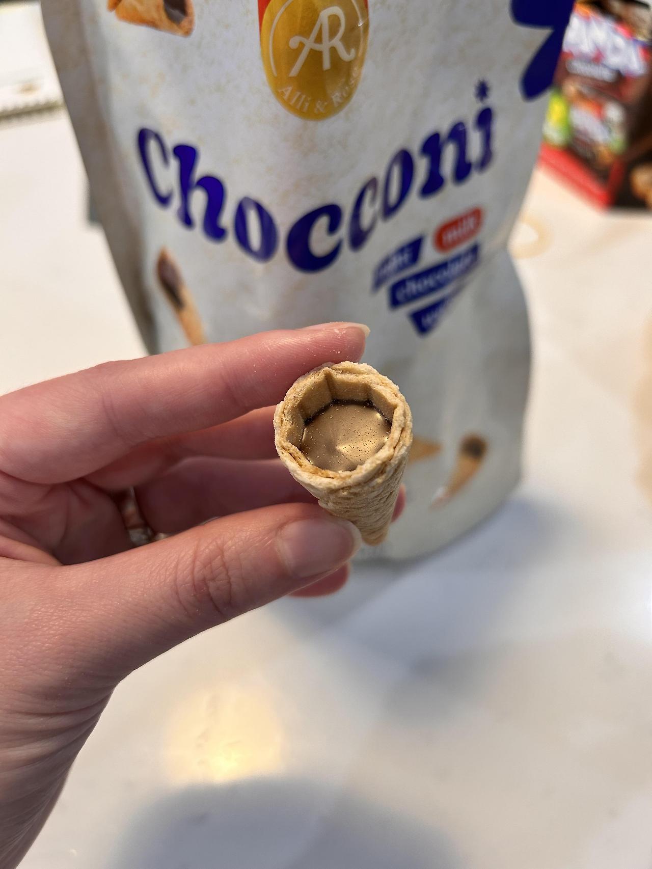 Chocconi- 초코 과자 리뷰