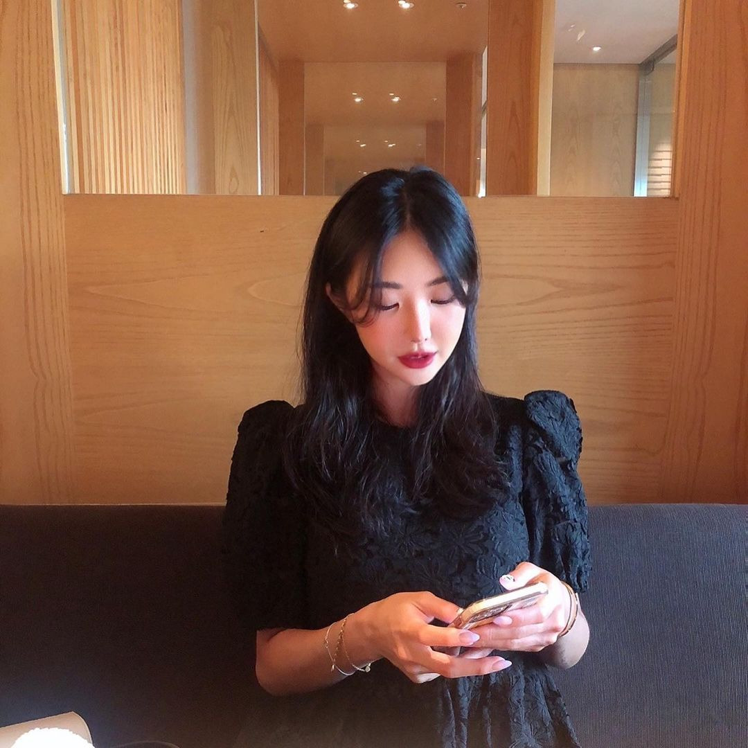 건강미인 우이니 사장님 인스타그램 셀카 사진 모음 — 스타들의★ 근황을 모아서