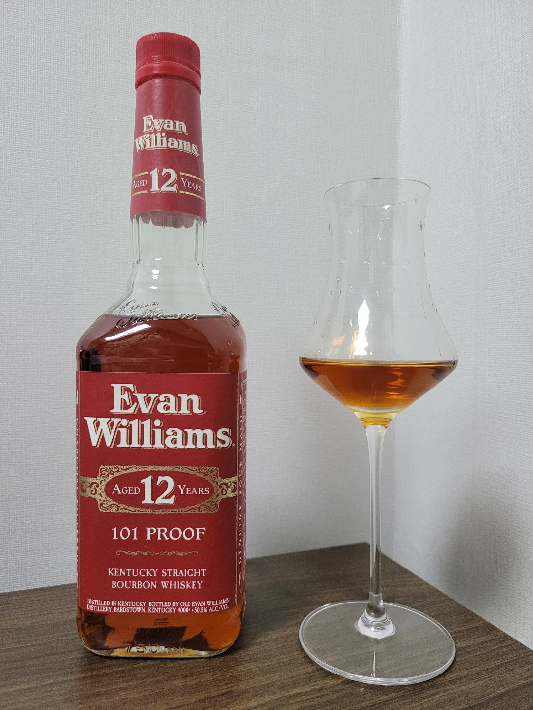 버번 리뷰#25) 에반 윌리엄스 12년 / Evan Williams 12y