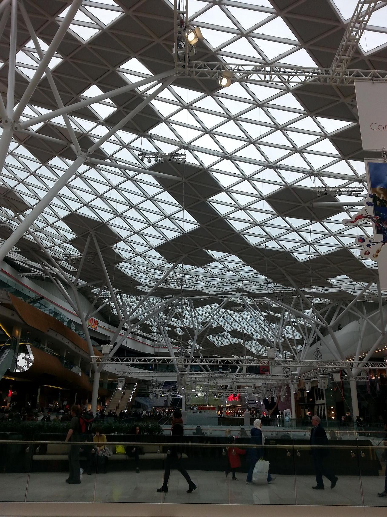스타필드의 아버지 '웨스트필드 런던 (Westfield, London)', Benoy
