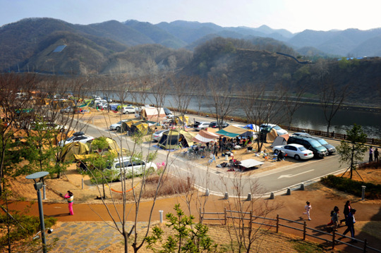 한탄강 오토캠핑장 예약한탄강 오토캠핑장 명당 카라반 캠핑장 수영장 안내