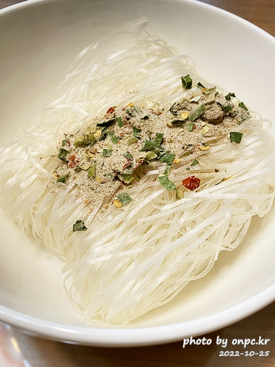 코스트코 비폰 베트남 칠리 쌀국수 맛 보았어요~ Onpc